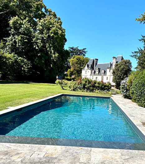 Maison à vendre - Loches - 15 pièces - 8 chambres