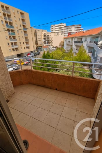 Perpignan, Les Remparts - Appartement 2 pièces à louer