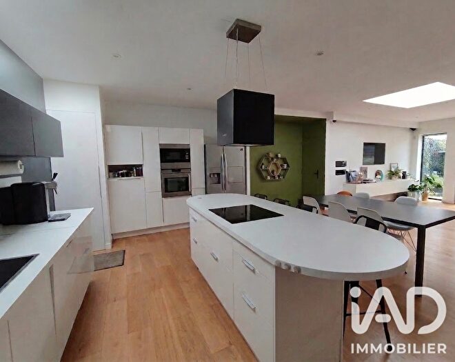 Marcq-en-Barul, Plouich, Clémenceau, Calmette - Maison 5 pièces à vendre