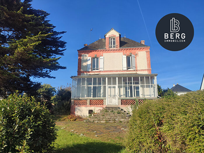 Maison à vendre - Plouhinec - 8 pièces - 4 chambres