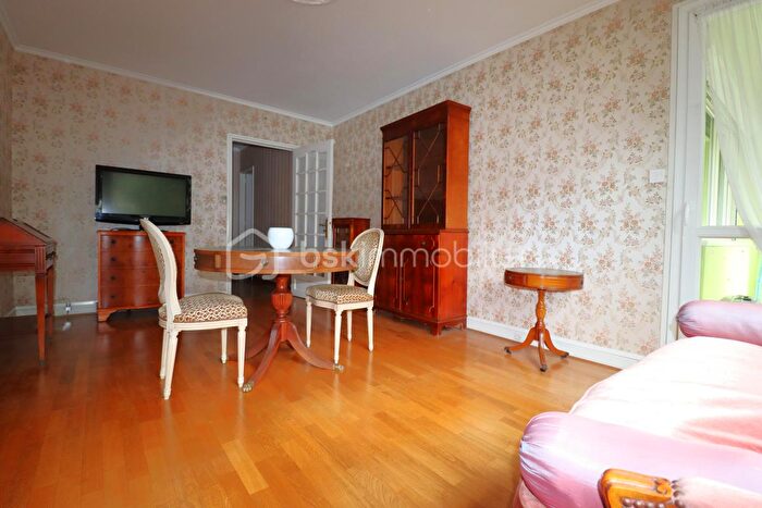 Appartement à vendre - Ris-Orangis, Moulin à Vent - 3 pièces - 2 chambres