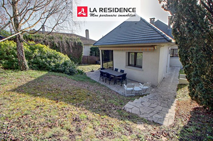 Maison à vendre - Triel-sur-Seine - 6 pièces - 4 chambres