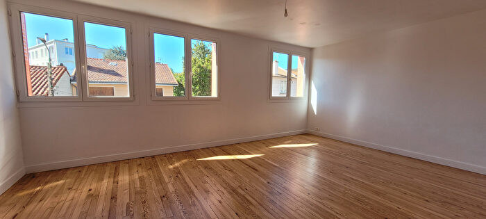 Appartement à vendre - Clermont-Ferrand, Chanteranne, La Glacière - 3 pièces - 2 chambres