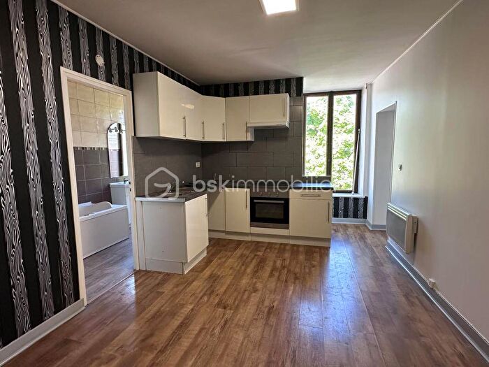 Appartement à louer - Saint-Menges - 3 pièces - 1 chambre