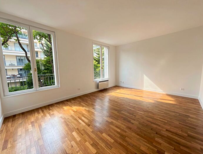 Appartement à louer - Paris e , Dauphine - 2 pièces - 1 chambre