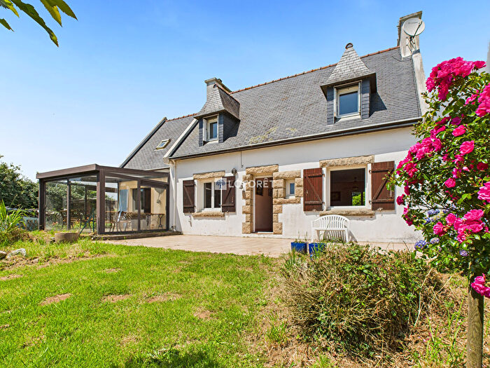 Maison à vendre - Plozévet - 7 pièces - 4 chambres