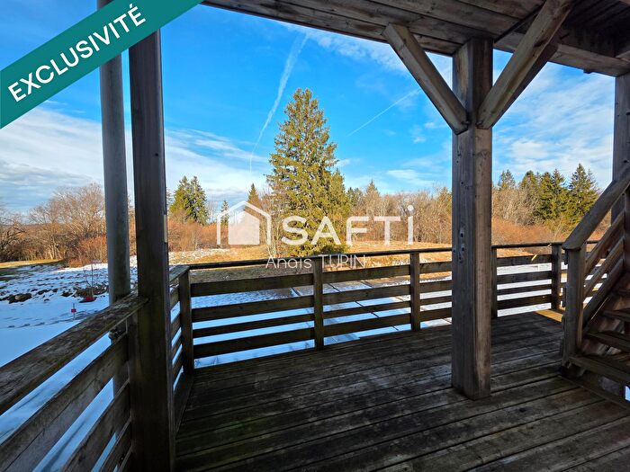 Appartement à vendre - Saint-Laurent-en-Grandvaux - 2 pièces - 1 chambre