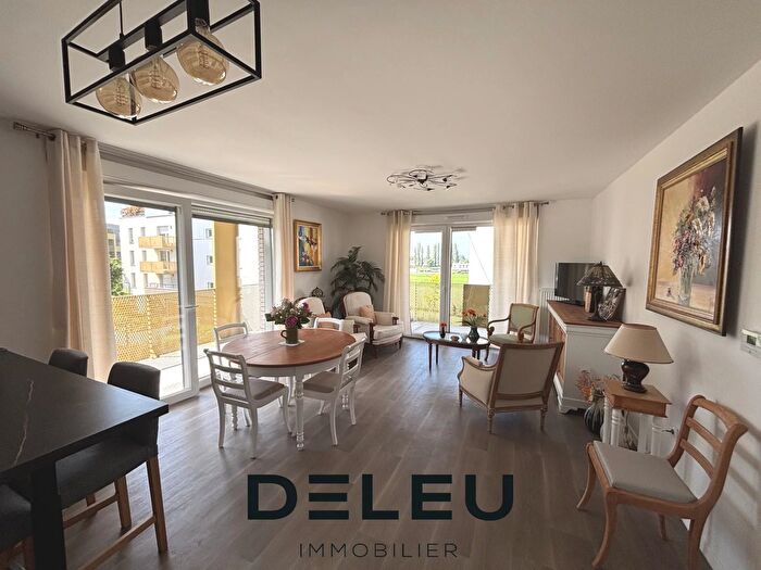 Roncq, Vallée, Blanc Four : Appartement 3 pièces à vendre