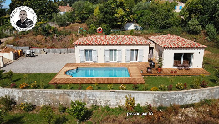 Maison 5 pièces à Villecroze, à vendre