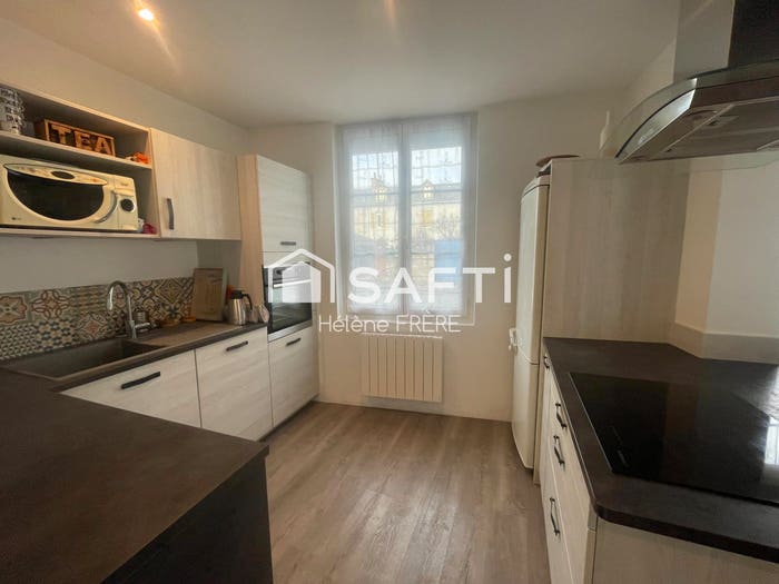 Blois, Vienne, Bas-Rivière : Maison 4 pièces à vendre