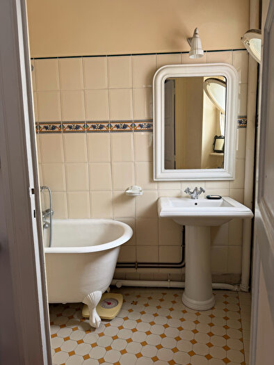 Clermont-Ferrand, Delille, Cathédrale, La Gare : Appartement 3 pièces à vendre
