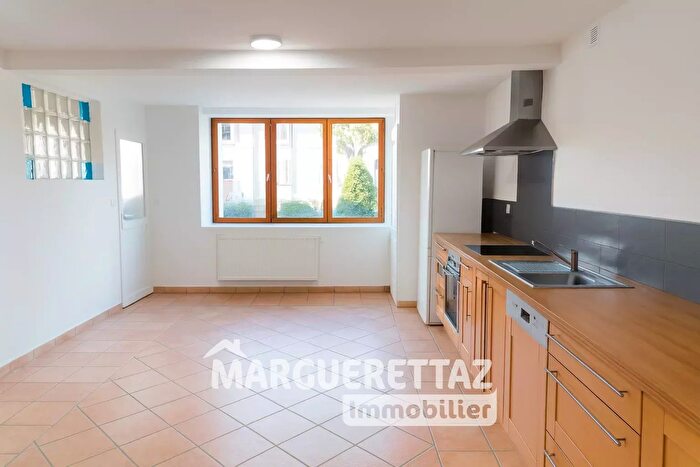 Maison à vendre - Gaillard - 9 pièces - 7 chambres