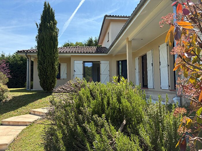 Auriac-sur-Vendinelle : Maison 7 pièces à vendre