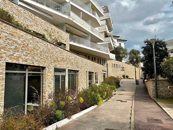 Appartement à vendre - Cannes, Californie Pezou - 2 pièces - 1 chambre