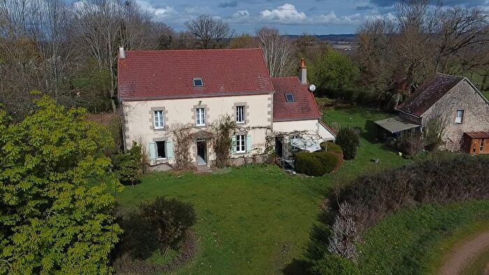 Maison à vendre - Chéniers - 7 pièces - 5 chambres