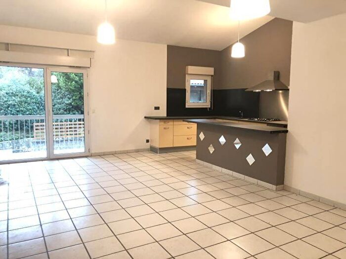 Appartement à louer - Nord Ouest, Saint-Péray - 4 pièces - 3 chambres