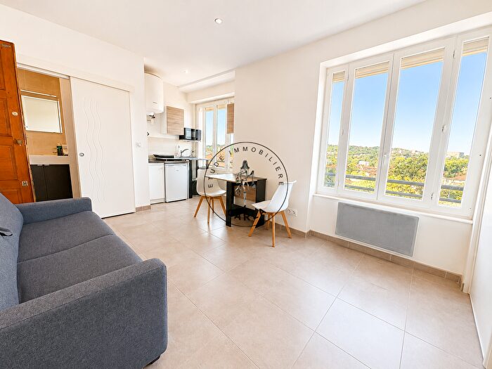 Oullins - Appartement 1 pièce à vendre