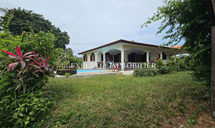 Maison à vendre - Cayenne - 6 pièces - 5 chambres