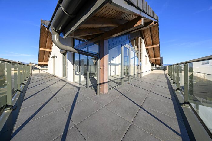 Appartement à vendre - Divonne-les-Bains - 4 pièces - 3 chambres