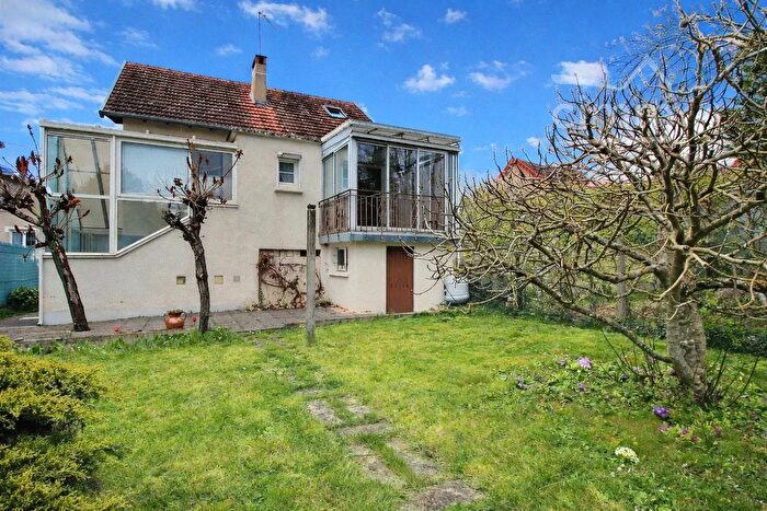 Maison à vendre - Bourges, Centre-ville, Charlet, Lahitolle, Pignoux, Sembat - 3 pièces - 2 chambres