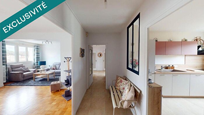 Appartement à vendre - La Tour-du-Pin - 4 pièces - 3 chambres