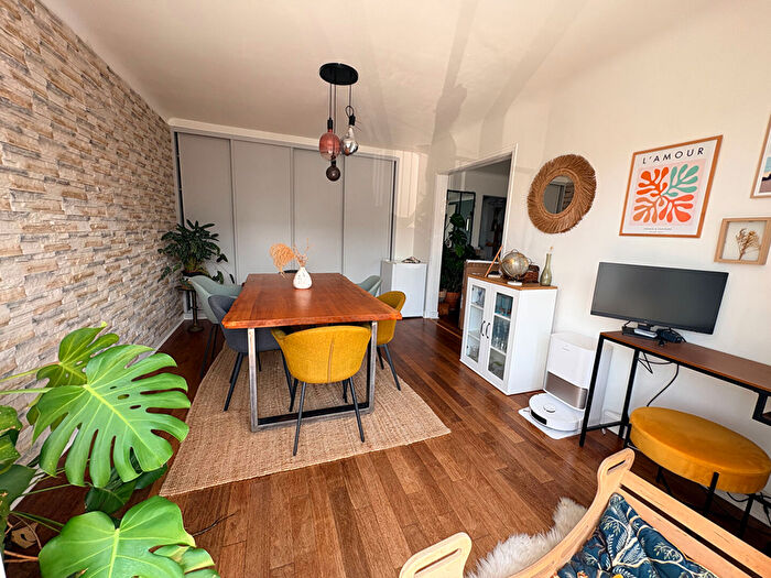 Appartement 4 pièces à Rezé, Château, à vendre