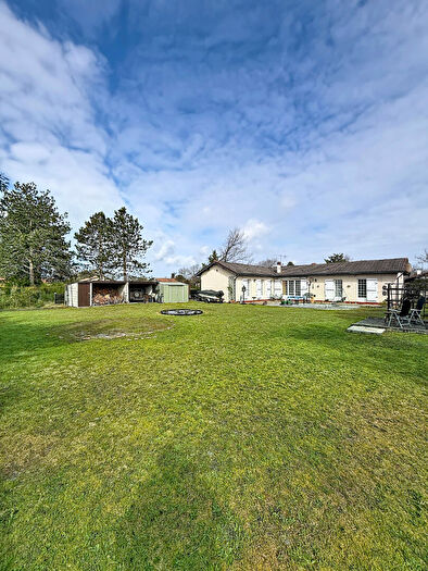 Maison à vendre - Sainte-Eulalie-en-Born - 5 pièces - 4 chambres