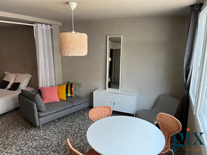 Appartement 2 pièces à louer - Grenoble, La Capuche, Grands Boulevards