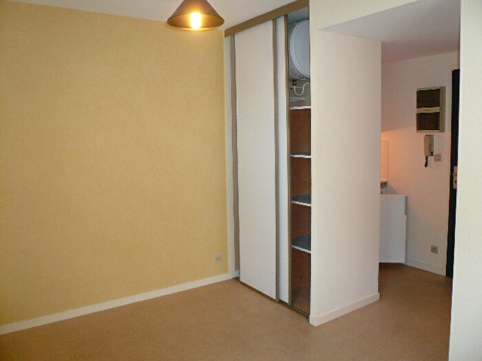 Appartement à louer - Angers, Madeleine, Saint-Léonard, Justices - 1 pièce