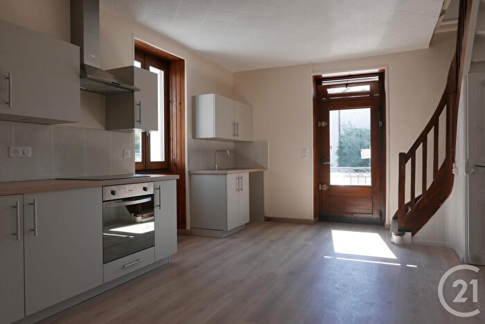 Appartement à louer - Challonges - 4 pièces - 2 chambres