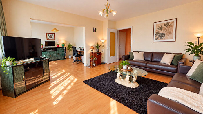 Strasbourg, Poteries, Clos des Ecrivains : Appartement 4 pièces à vendre