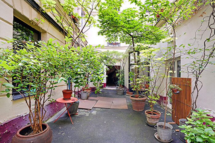 Appartement à vendre - Paris e , Goncourt, Canal Saint-Martin - 3 pièces - 1 chambre