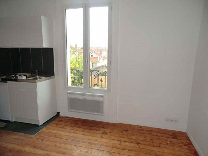 Prefecture, Bobigny : Appartement 2 pièces à louer