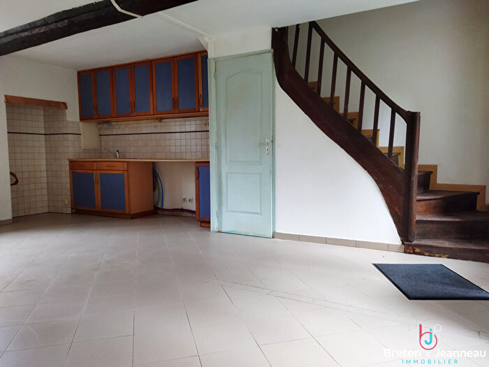 Maison à vendre - Montreuil-Poulay - 4 pièces - 3 chambres