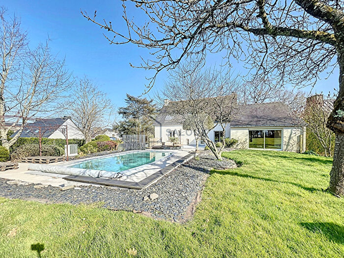 Maison à vendre - Péaule - 8 pièces - 4 chambres