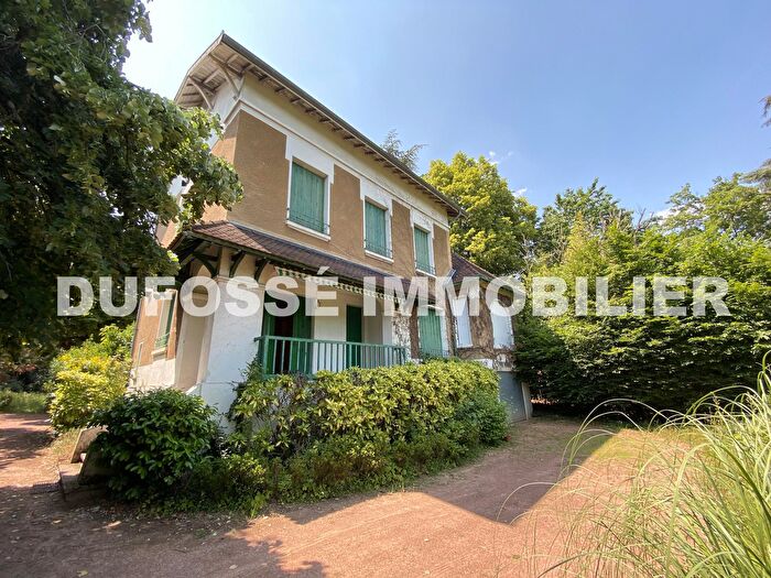 Maisons à vendre et appartements à louer - 1