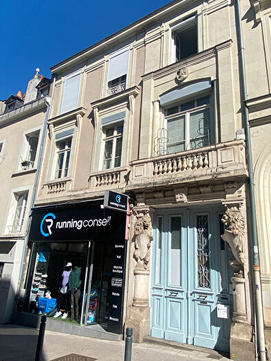 Appartement à louer - Angers, Centre-ville, La Fayette - 5 pièces - 4 chambres