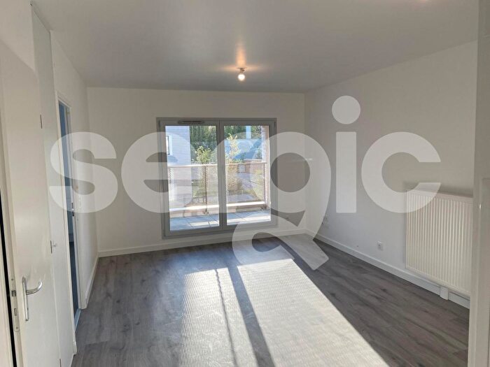 Appartement à louer - Amiens, Saint-Honoré, Jeanne dArc - 2 pièces - 1 chambre