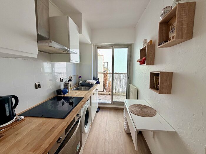 Appartement 1 pièce à Nice, Borriglione, à vendre