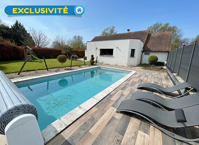 Maison à vendre - Vitry-aux-Loges - 5 pièces - 4 chambres