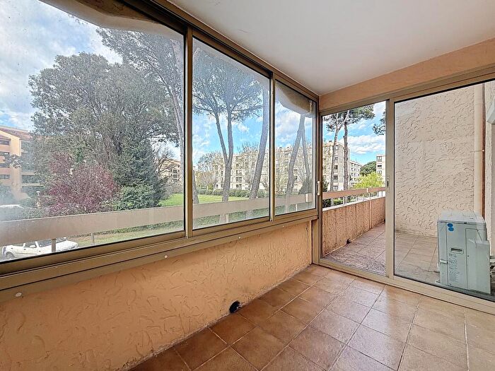 Appartement à vendre - Fréjus, Villeneuve - 3 pièces - 2 chambres