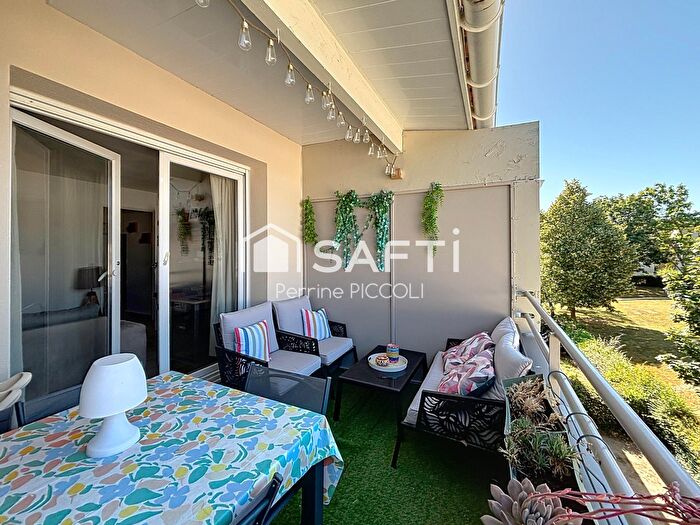 Ambarès-et-Lagrave, Centre-ville, Lagrave, Les Erables, Chêne Vert : Appartement 2 pièces à vendre
