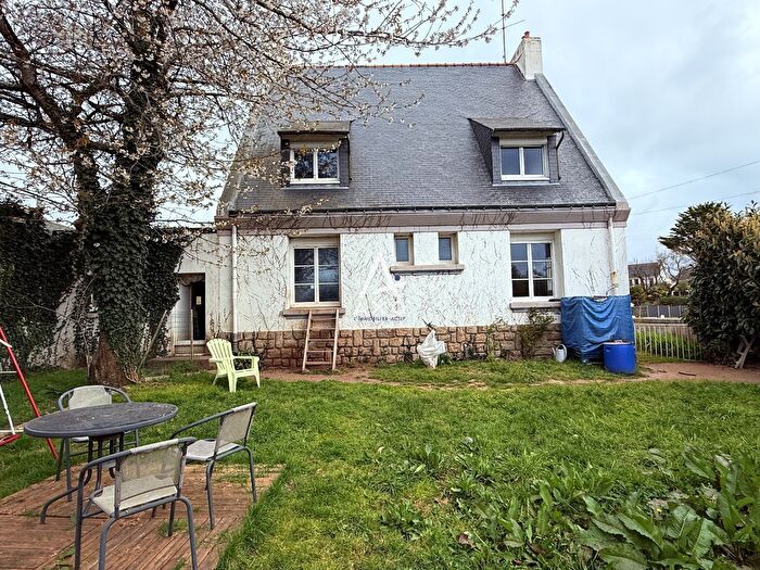 Maison à vendre - Mellac - 6 pièces - 2 chambres