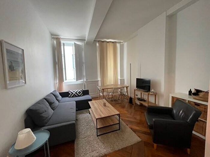 Pentes de la croix-rousse, Lyon 1er arrondissement : Appartement 2 pièces à louer