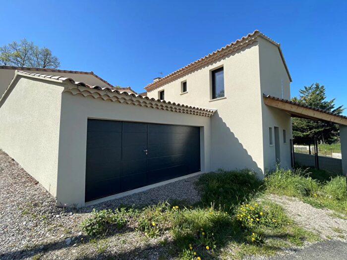 Maison 2 pièces à Entrechaux, à vendre