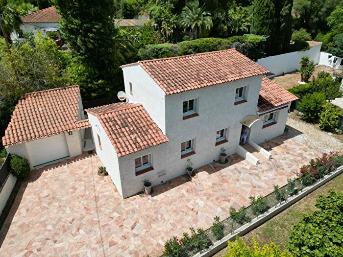 Maison 4 pièces à vendre à Sainte-Maxime, Saquèdes, Quilladou, Garonnette, Golfe