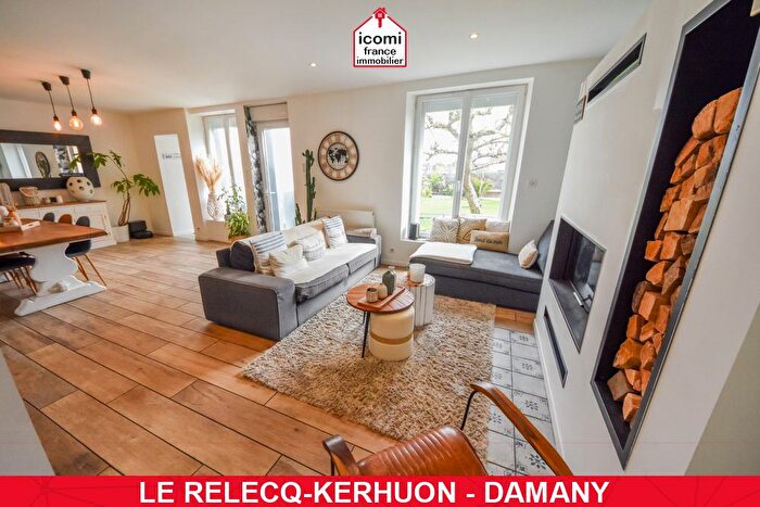Maison 8 pièces à Le Relecq-Kerhuon, à vendre