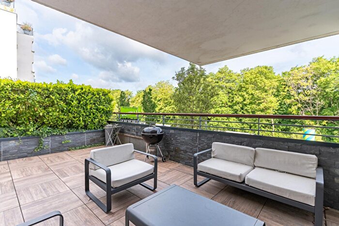 Appartement 5 pièces à vendre - Issy-les-Moulineaux, Les Iles, La Ferme