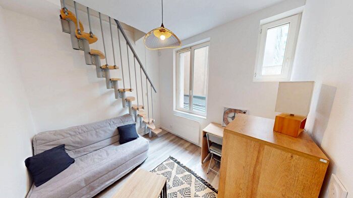 Appartement à louer - Bannier-Coligny, Orléans - 1 pièce