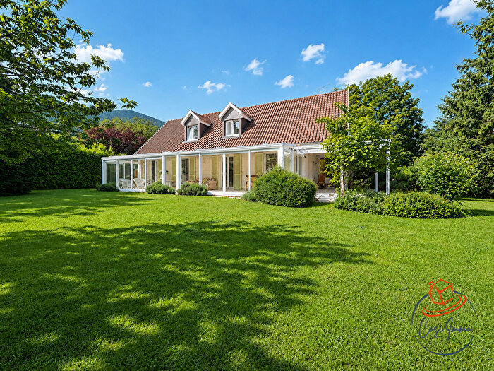 Maison 6 pièces à vendre à Échenevex